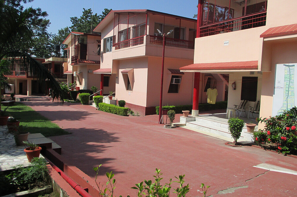 YOGA NIKETAN ASHRAM RISHIKESH in Rishikesh, Uttarakhand, India ...