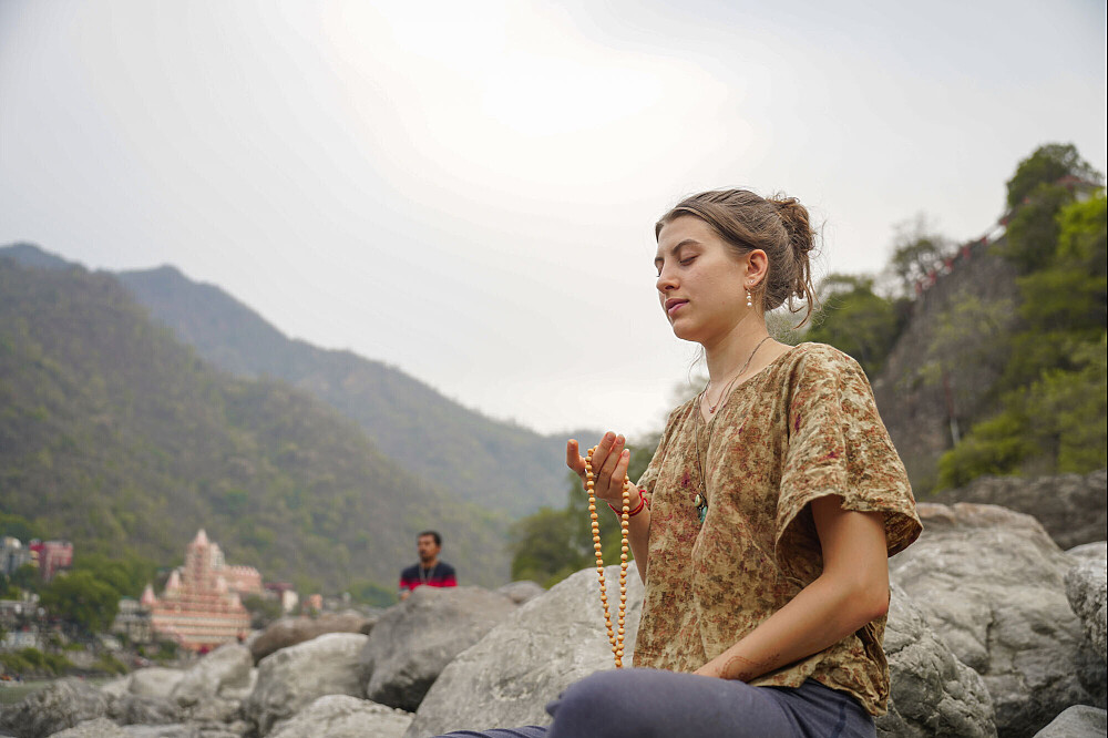 5 Day Sound Healing, Yoga & Meditation Retreat in Rishikesh • BookRetreats.com