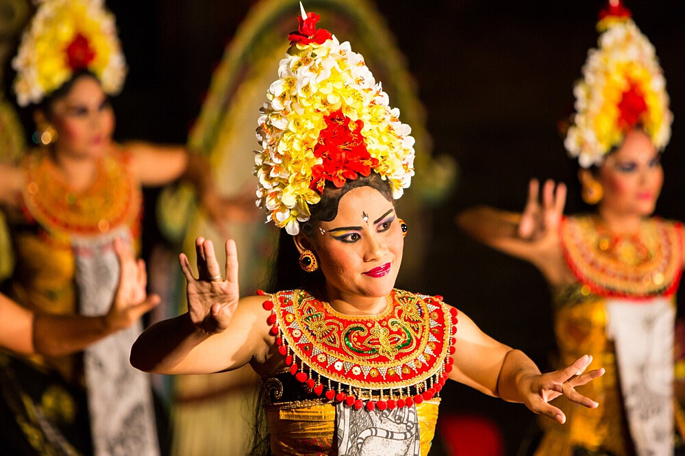 7 Day "Own The Spotlight" - Women’s Ritual Theatre Retreat, Bali ...